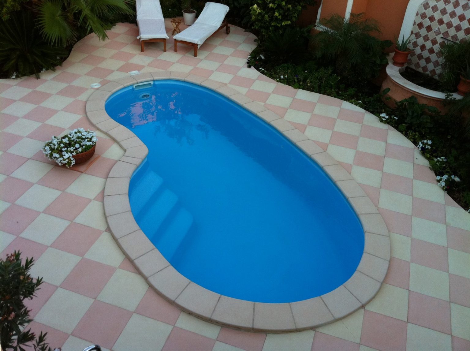 Atout piscines: Coque Space Pools MARS | Atout Piscines